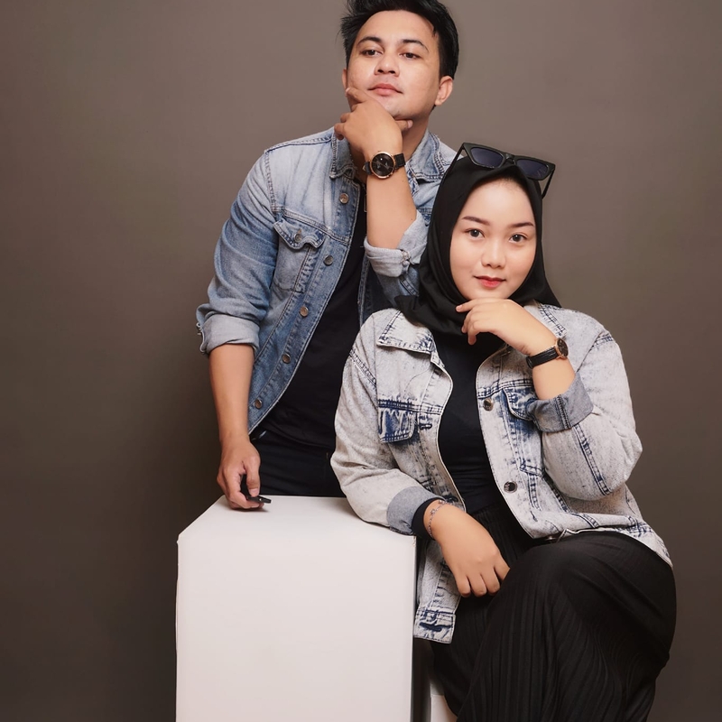 Website Pernikahan Frengki Hulopi dan Putri Nur\'ain Thaib